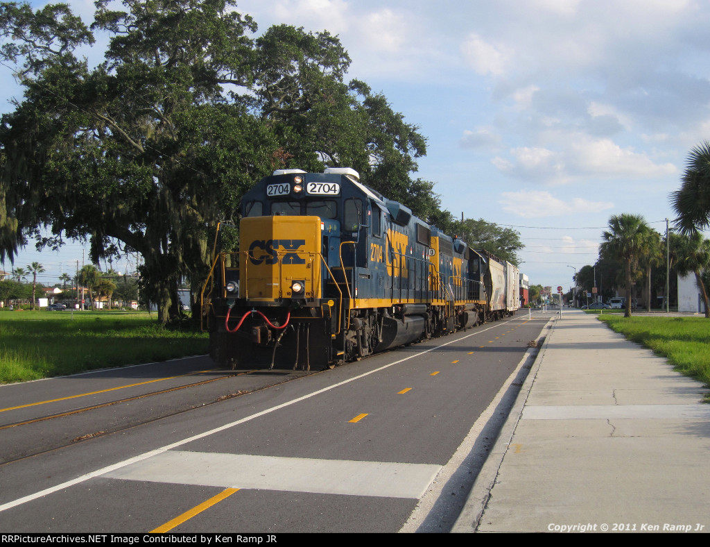 CSX 2704